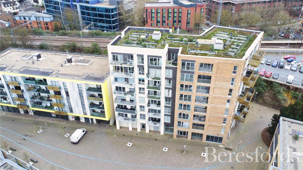 Cunard Square, Chelmsford, CM1 2 bed apartment for sale - £325,000