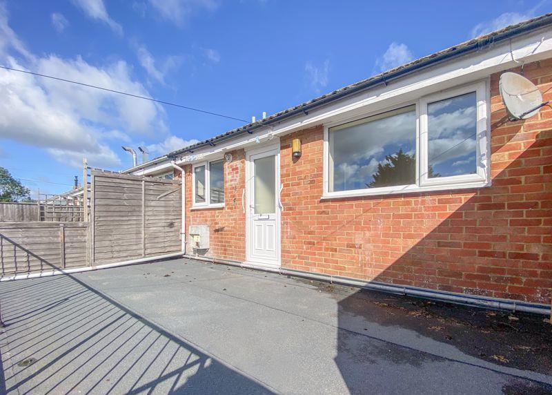 Millbrook Square, Grove 2 bed apartment - £135,000