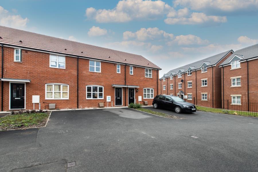 Cottrell Way, Birmingham, B29 3 bed terraced house - £1,250 pcm (£288 pw)