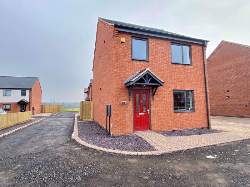 Studley Gate, Studley Road, Redditch 2 bed detached house - £308,950