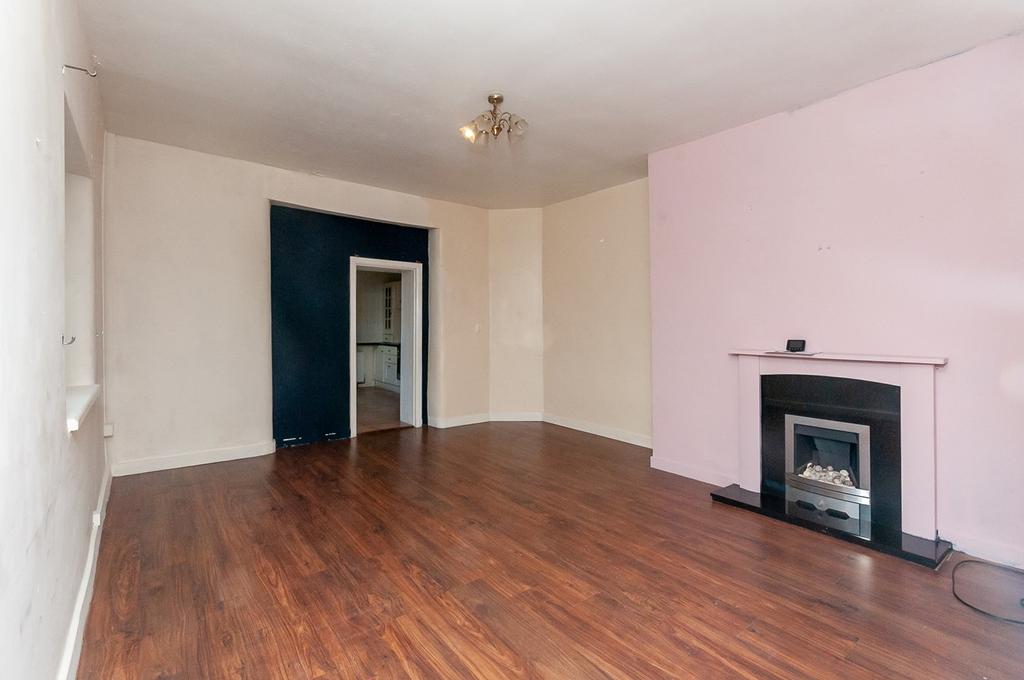 Factory Row, St Helens, WA10 3 bed end of terrace house - £110,000
