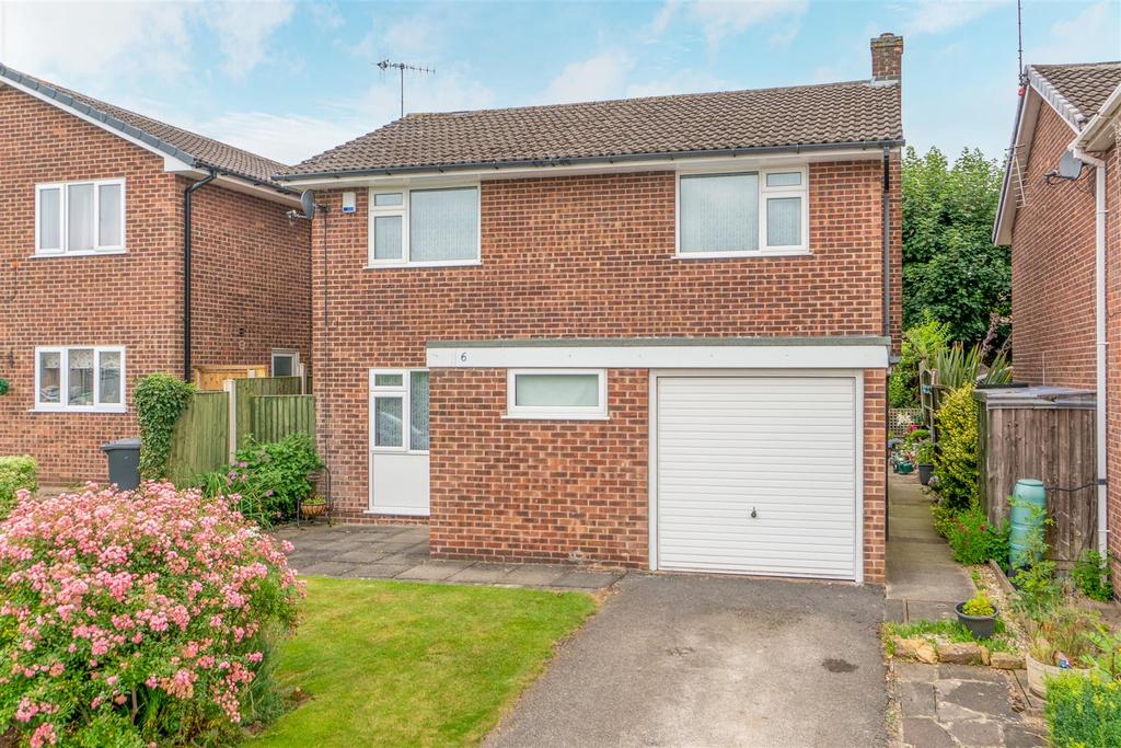 Foxhill, Cotgrave, Nottingham 4 bed detached house - £295,000