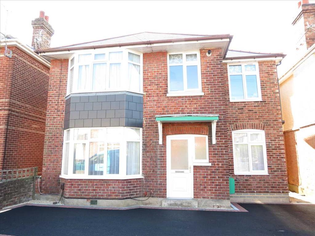 Benmore Road, Winton, Winton 2 bed apartment - £940 pcm (£217 pw)
