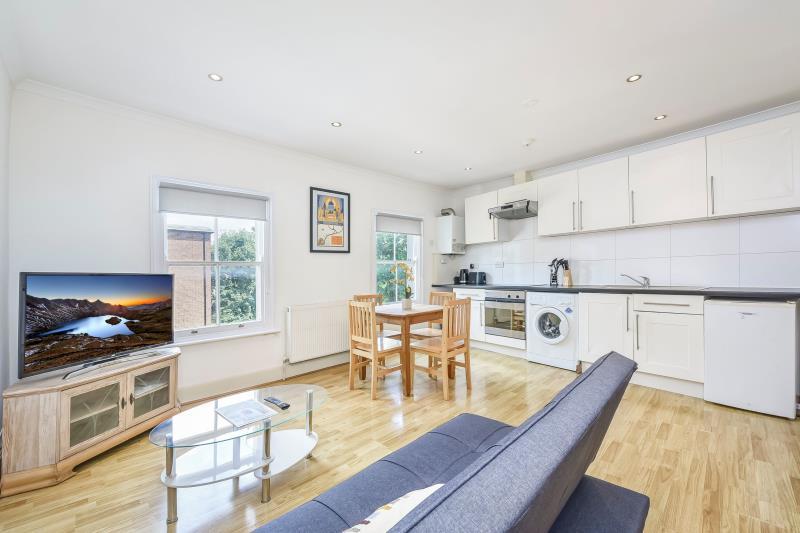 Crouch Hill, London, N4 4AP 1 bed flat - £1,275 pcm (£294 pw)