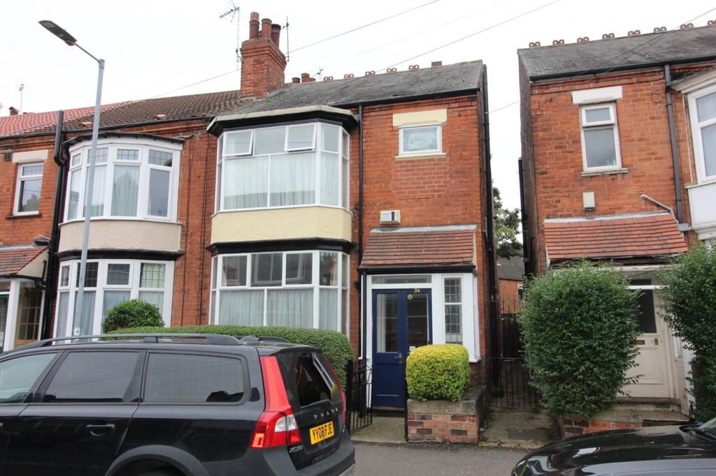 Wellesley Avenue, Beverley Road, Hull 3 bed end of terrace house - £110,000