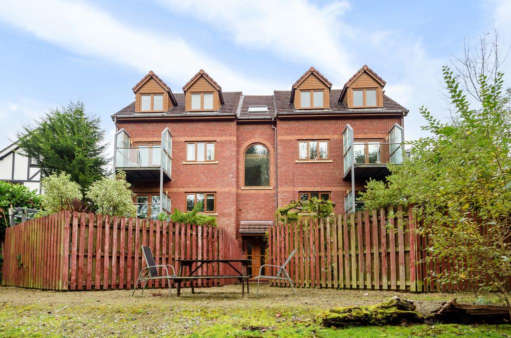 Apartment 4 Folly View, 3A Folly... 2 bed apartment - £1,200 pcm (£277 pw)