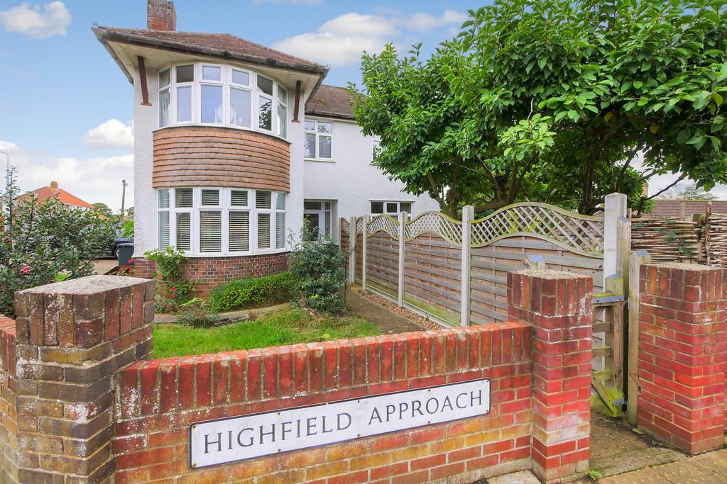 Highfield Approach, Ipswich 3 bed detached house - £350,000