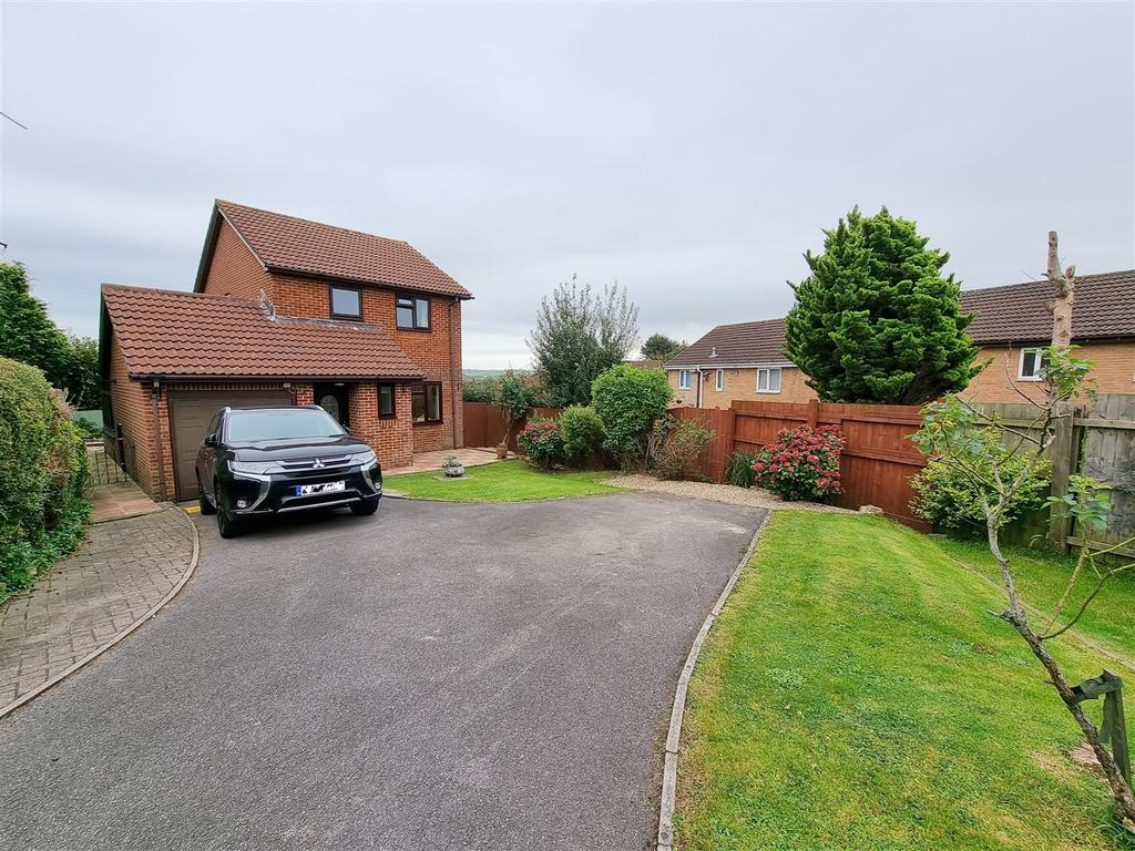 Tremains Court, Brackla, Bridgend 3 bed detached house - £249,950