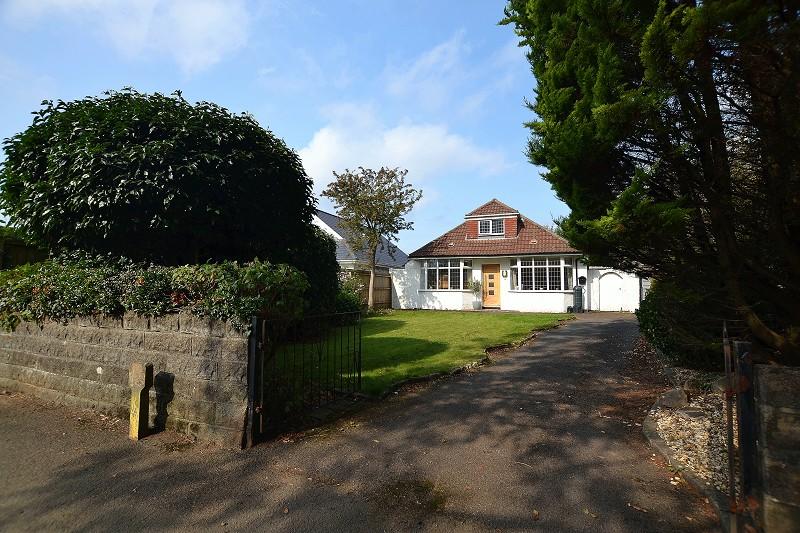 Maes-Y-Deri, Rhiwbina, Cardiff. CF14 6JJ 3 bed detached bungalow - £435,000