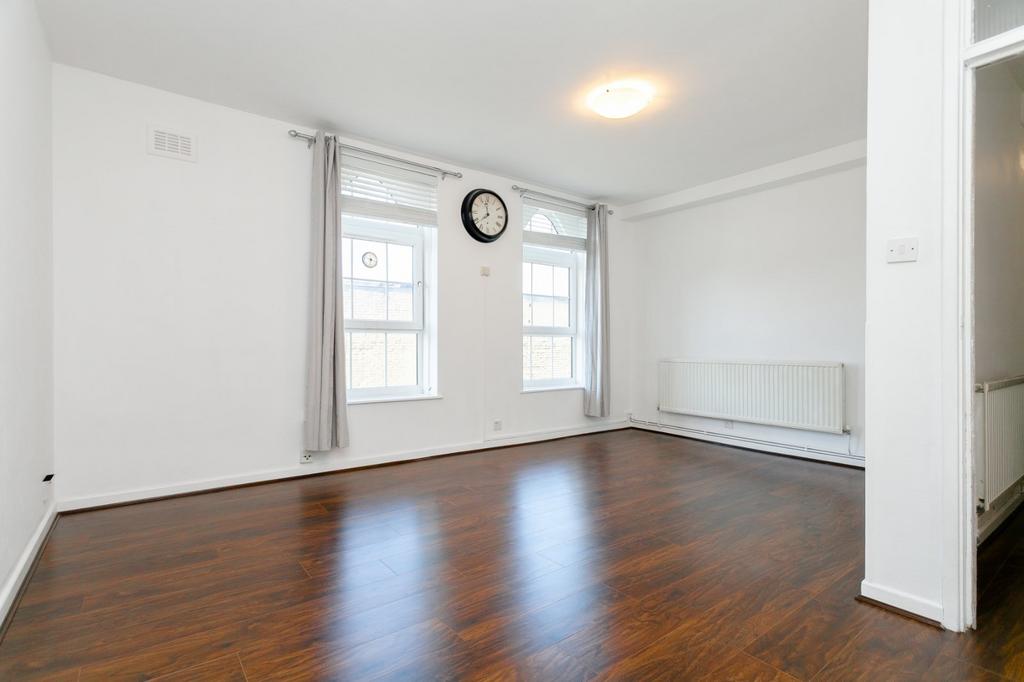Shore Place, Shore Road, Hackney... 2 bed apartment - £2,300 pcm (£531 pw)