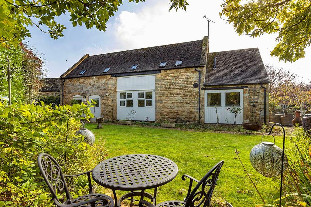 Manor Farm, Pound Lane, Little... 4 bed detached house - £750,000