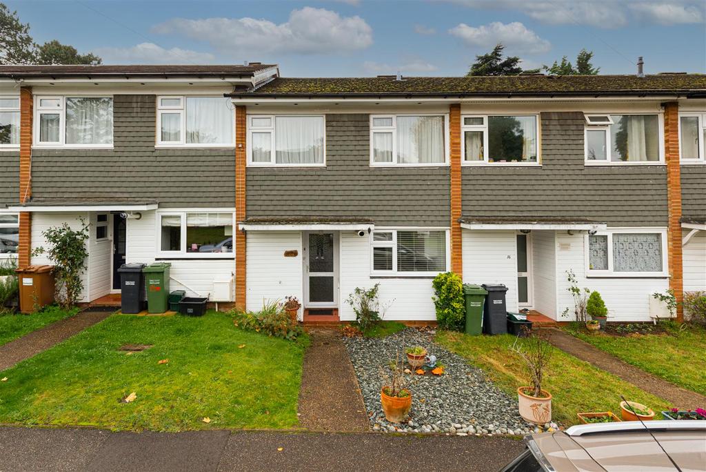 Durfold Drive, Reigate 3 bed house - £500,000