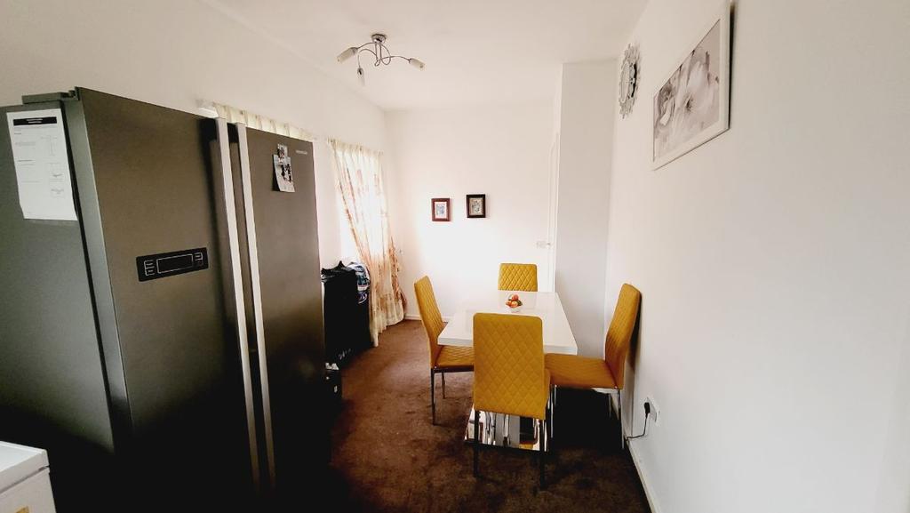 Grainger Court, Dunholme Road... 2 bed apartment - £595 pcm (£137 pw)