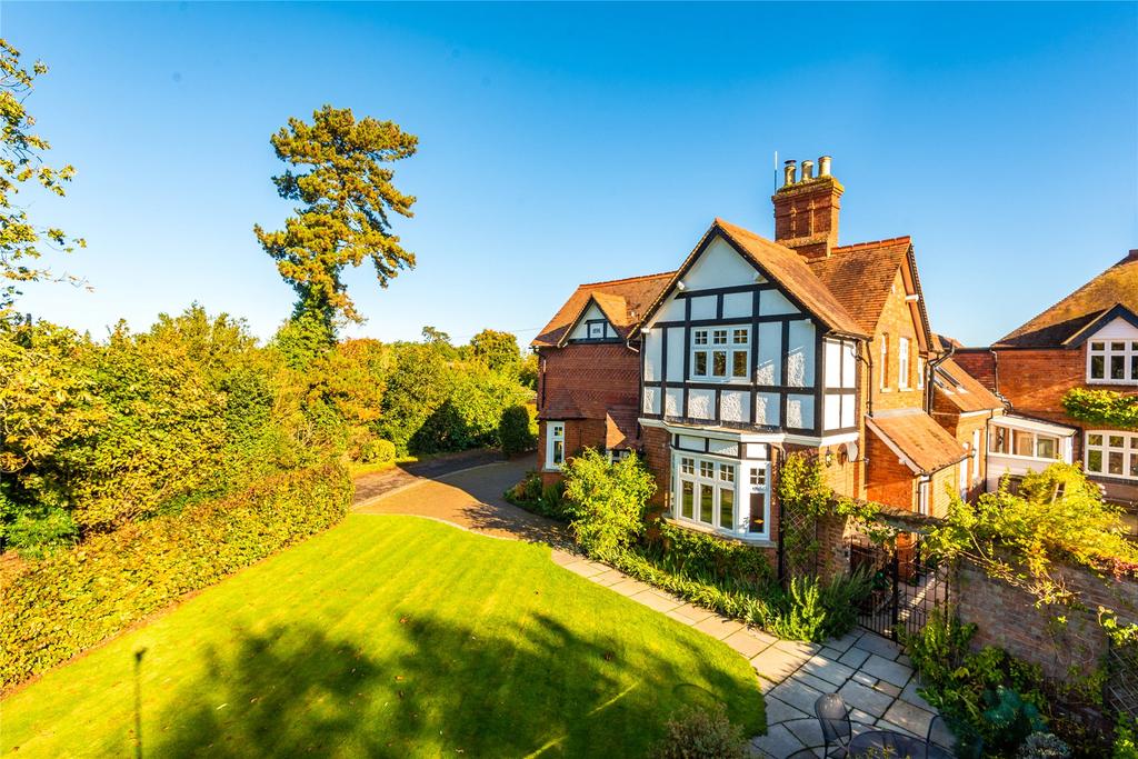 Burcott, Leighton Buzzard... 5 bed link detached house - £985,000