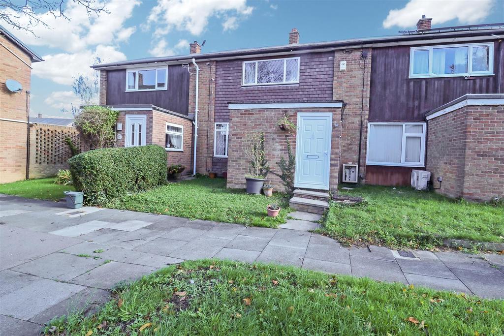 Rushes Mead, Harlow 2 bed terraced house - £280,000