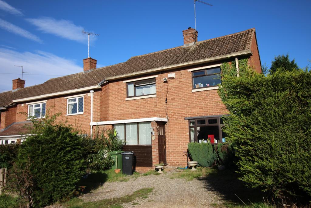 Wheatmill Close, Blakedown, DY10 3 bed house - £775 pcm (£179 pw)
