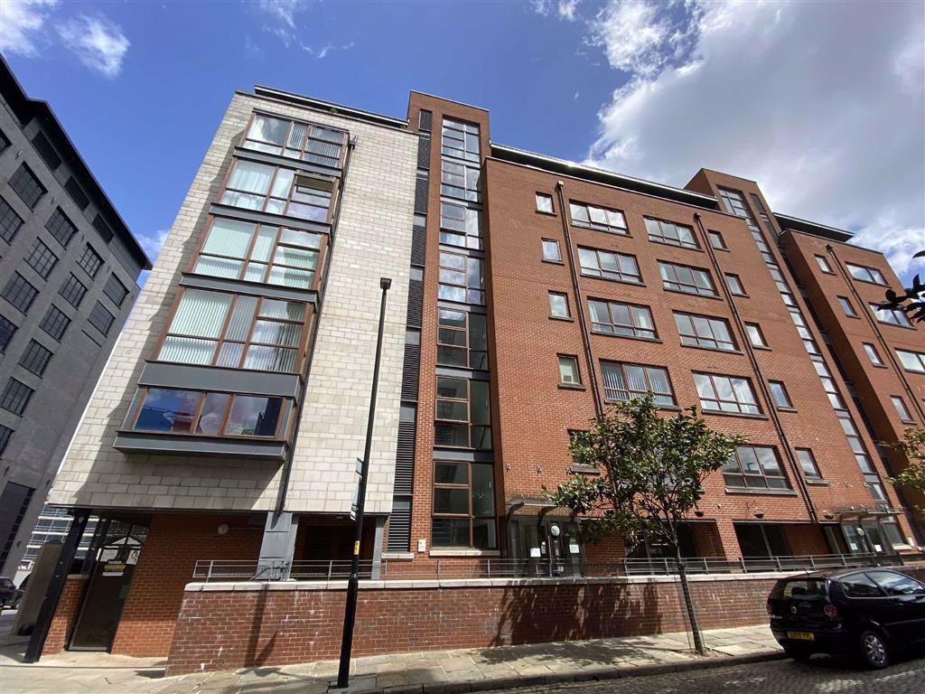 Jutland House, 15 Jutland Street... 2 bed flat - £975 pcm (£225 pw)