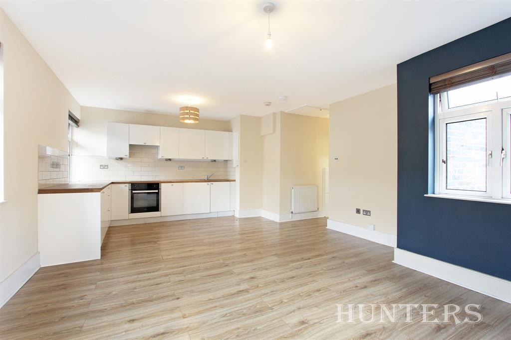Grainger Court, Camberwell, London... 1 bed flat - £1,300 pcm (£300 pw)