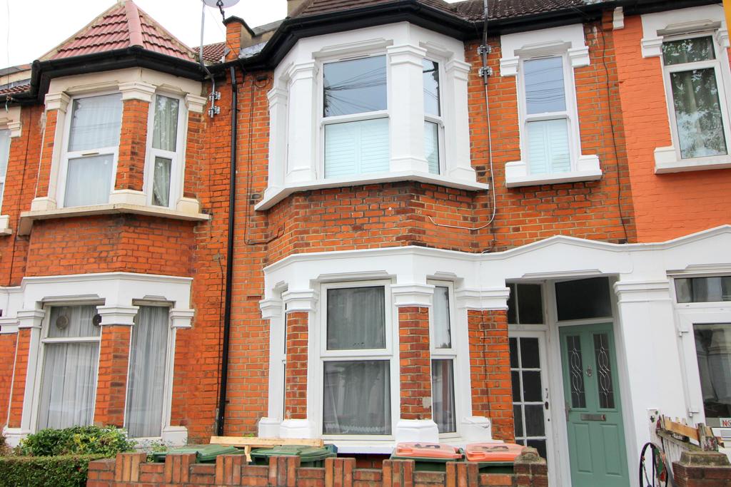 Clements Road, East Ham, London E6 1 bed flat - £1,000 pcm (£231 pw)