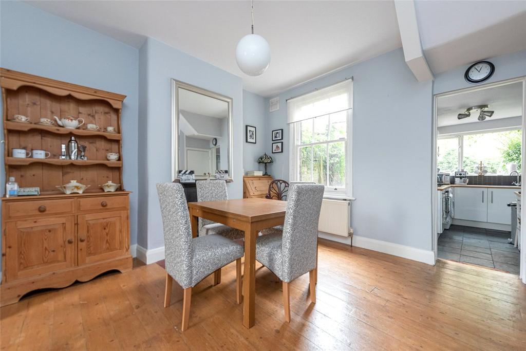 Caird Street, London, W10 2 bed terraced house - £2,150 pcm (£496 pw)