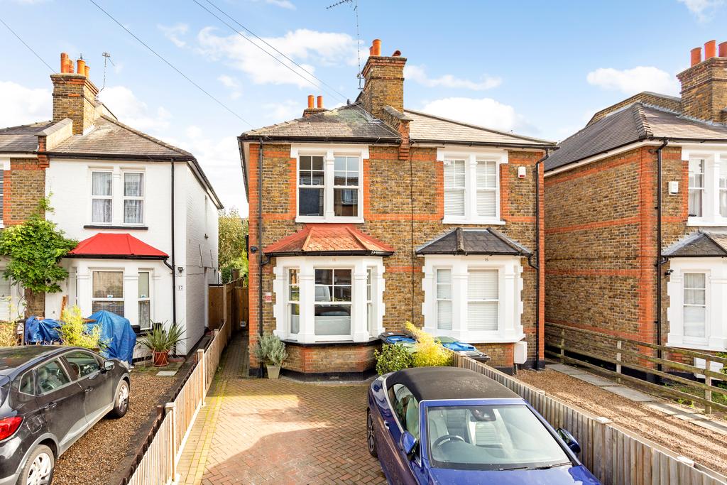 South Lane, Kingston upon Thames KT1 3 bed semi-detached house - £875,000
