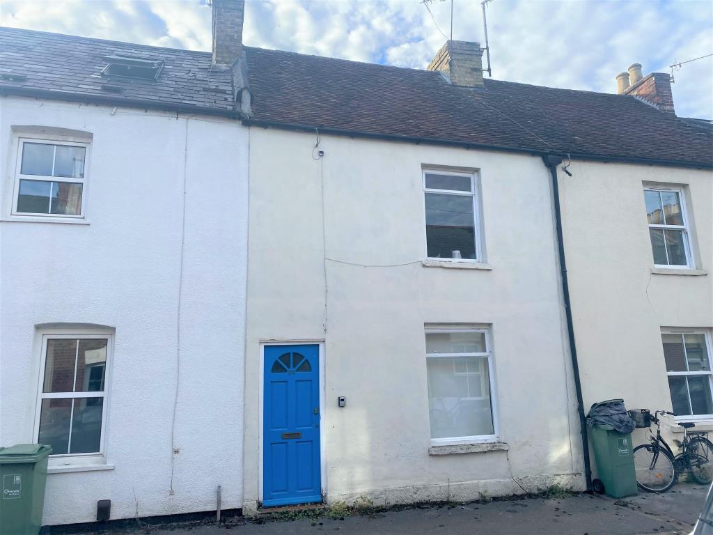 Earl Street, Oxford, OX2 2 bed terraced house - £325,000