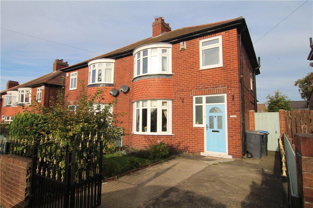 Moor Crescent, Gilesgate, Durham, DH1 3 bed semi-detached house to rent ...