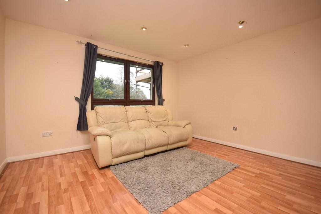 Culliven Court, Perth 1 bed apartment - £27,500