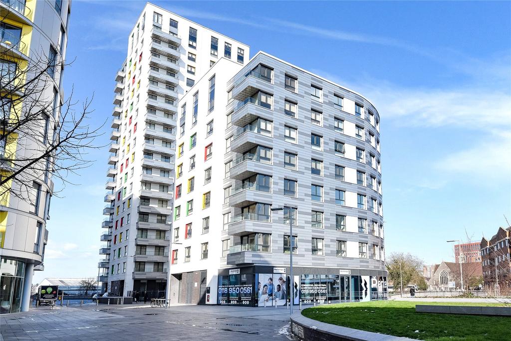Hewitt, 40 Alfred Street, Reading... 1 bed apartment - £1,100 pcm (£254 pw)