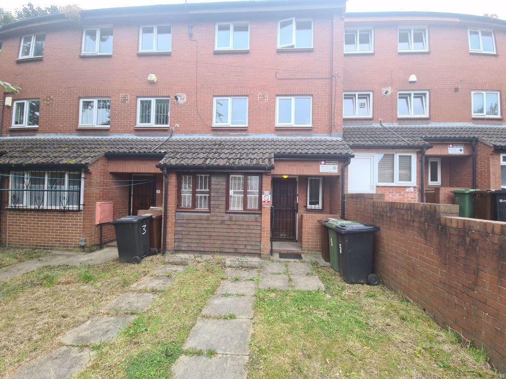 Well Close Rise, Leeds 4 bed house - £1,543 pcm (£356 pw)