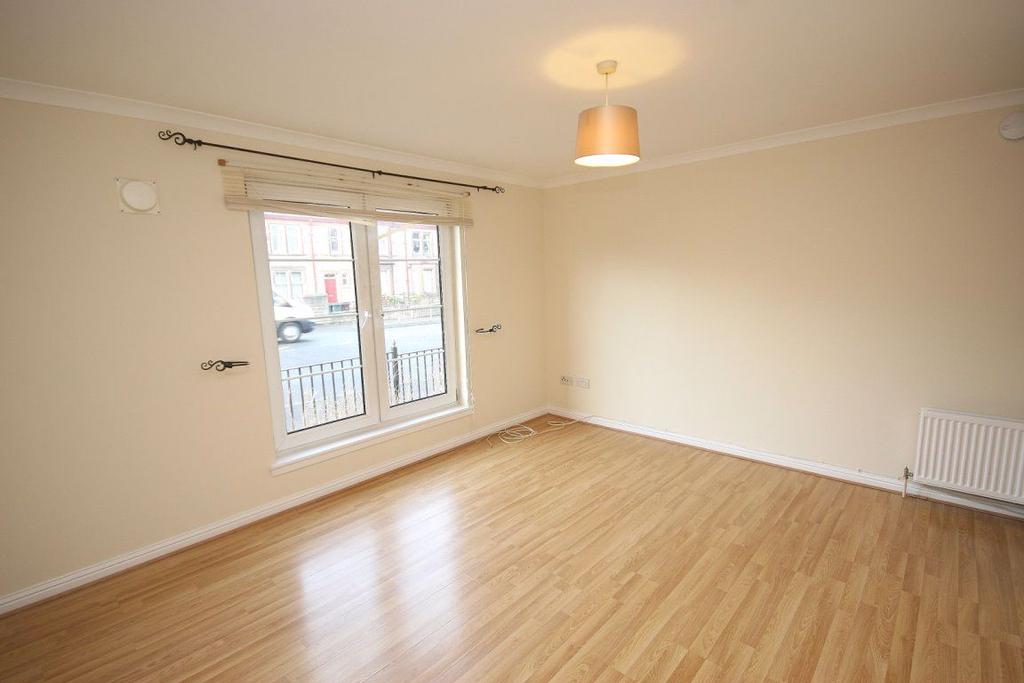 Duddingston Park South, Edinburgh 2 bed flat - £845 pcm (£195 pw)