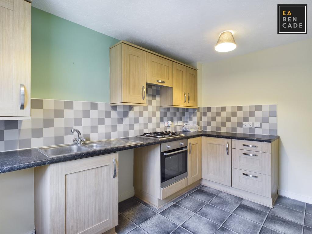 St Nicholas Court, Scunthorpe 2 bed terraced house - £525 pcm (£121 pw)