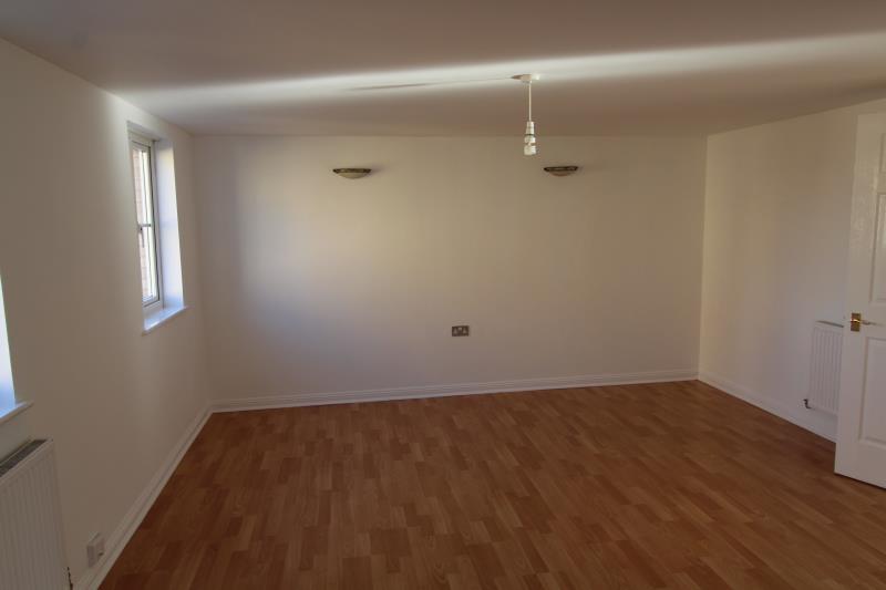 Nyall Court Kidman Close Gidea Park Romford RM2 6GE 2 bed apartment - £ ...