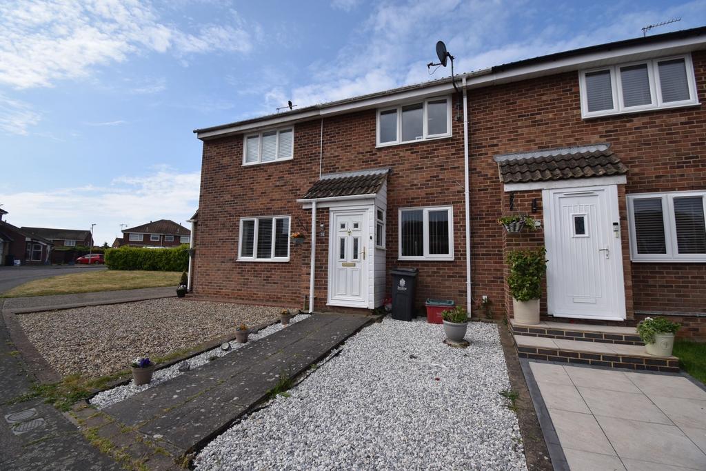 Clacton-on-Sea CO16 2 bed terraced house - £950 pcm (£219 pw)