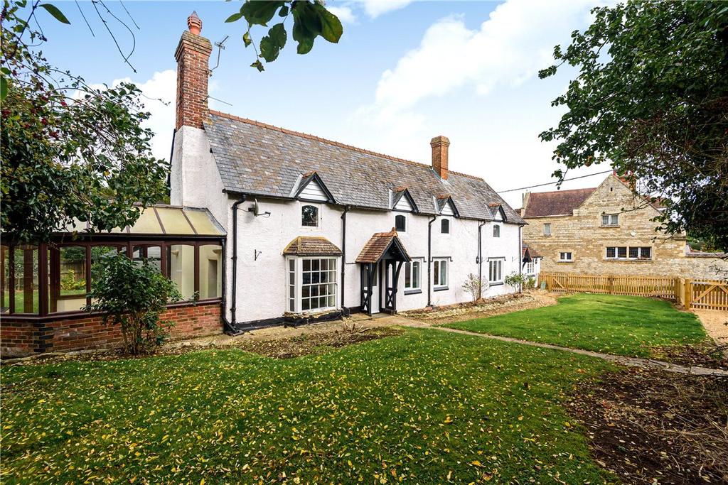 Valley Road, Finmere, Buckingham, MK18 5 bed house - £2,000 pcm (£462 pw)