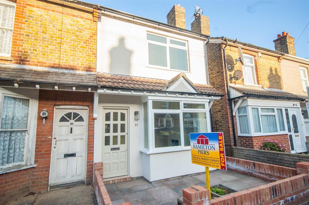 Nursery Road, Old Moulsham Chelmsford 3 bed end of terrace house - £450,000