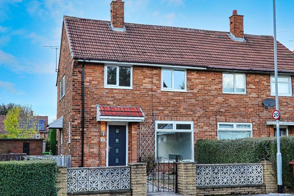 Latchmere Drive, West Park 2 bed semi-detached house - £200,000