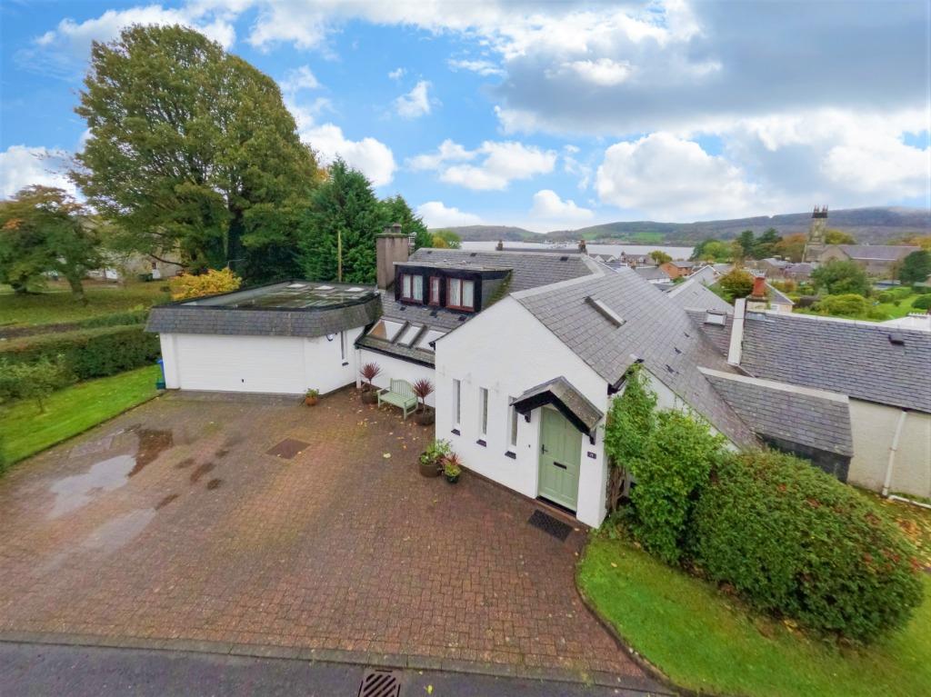 Inchgower Grove, Rhu, Argyll & Bute... 3 bed link detached house - £378,000