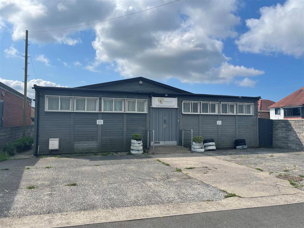 Amanwy, Llanelli Property - £129,995