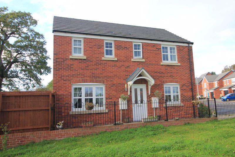 Tetchill Brook Road, Ellesmere 3 bed detached house - £265,000