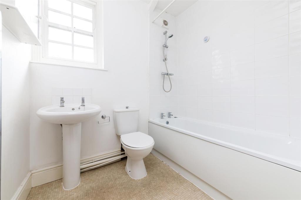 Ridgdale Street, LONDON 3 bed terraced house - £2,123 pcm (£490 pw)