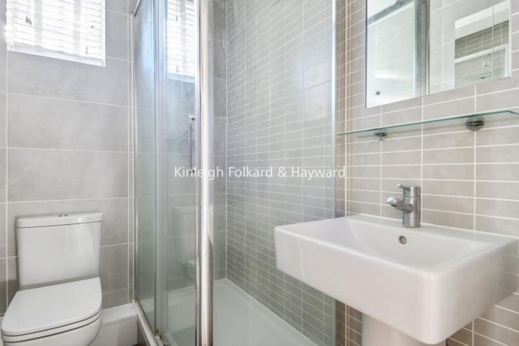 Liverpool Grove London SE17 2 bed apartment - £1,525 pcm (£352 pw)
