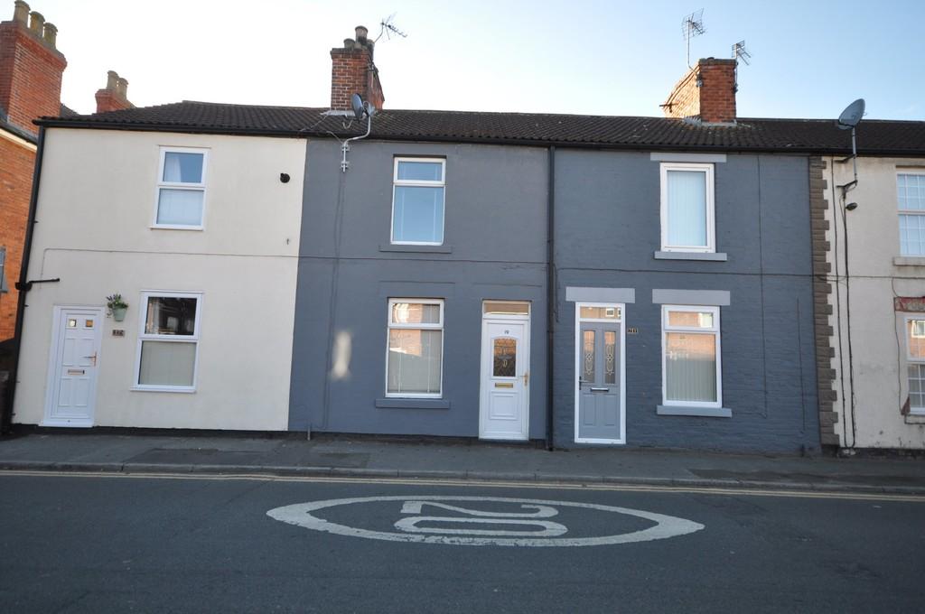Plantation Road, Thorne, Doncaster 2 bed terraced house - £550 pcm (£ ...