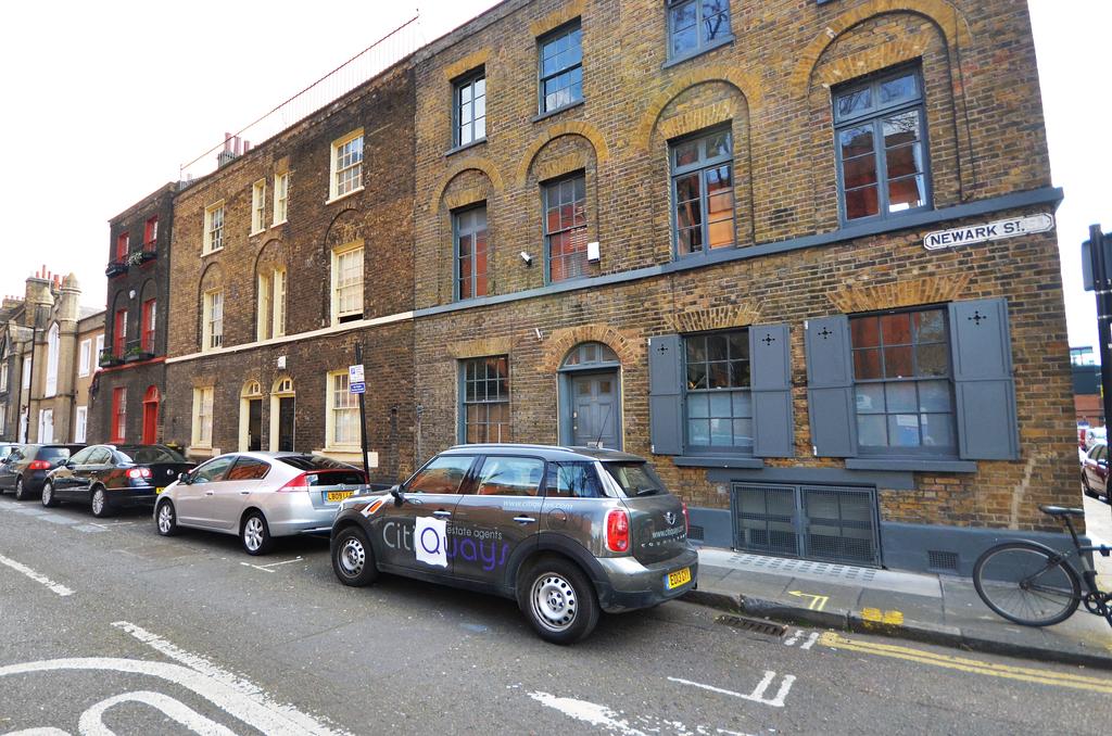 Newark Street, London E1 2 bed duplex - £1,950 pcm (£450 pw)