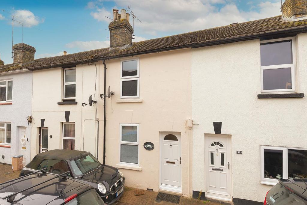 Castle Street, Wouldham, ME1 3UX 2 bed terraced house - £850 pcm (£196 pw)