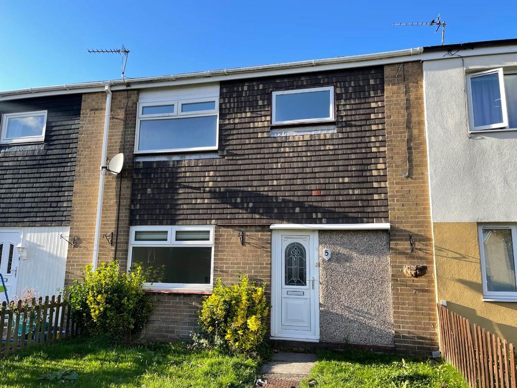 Kirkland Walk, Shiremoor. NE27 0NR 3 bed terraced house - £795 pcm (£ ...