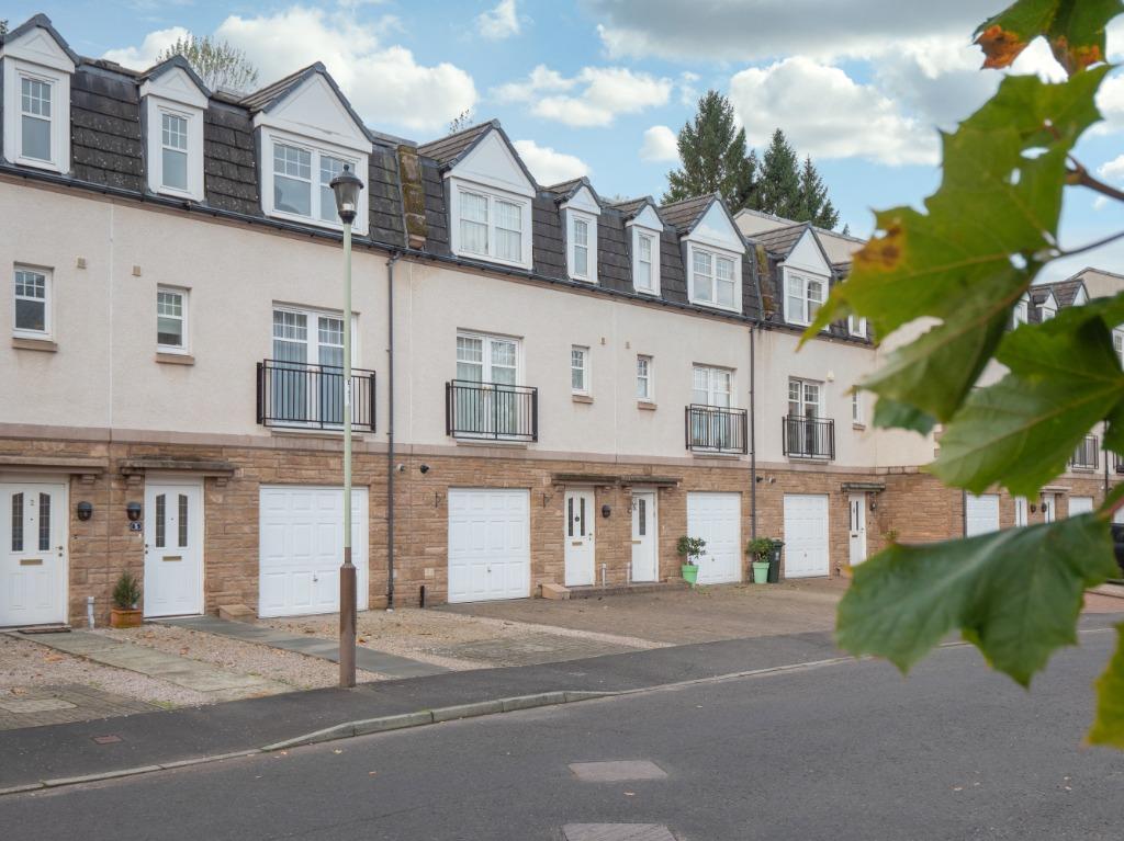 Rosslyn Avenue, Perth, Perthshire... 4 bed townhouse - £310,000