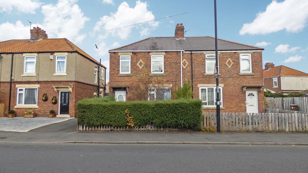 Glebe Road, Forest Hall, Newcastle... 3 bed semi-detached house - £750 ...