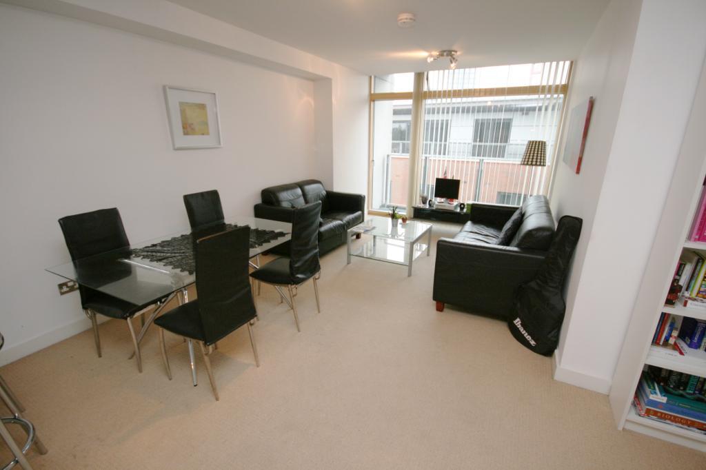 Design House, High Street Manchester M4 2 bed apartment - £1,050 pcm (£ ...