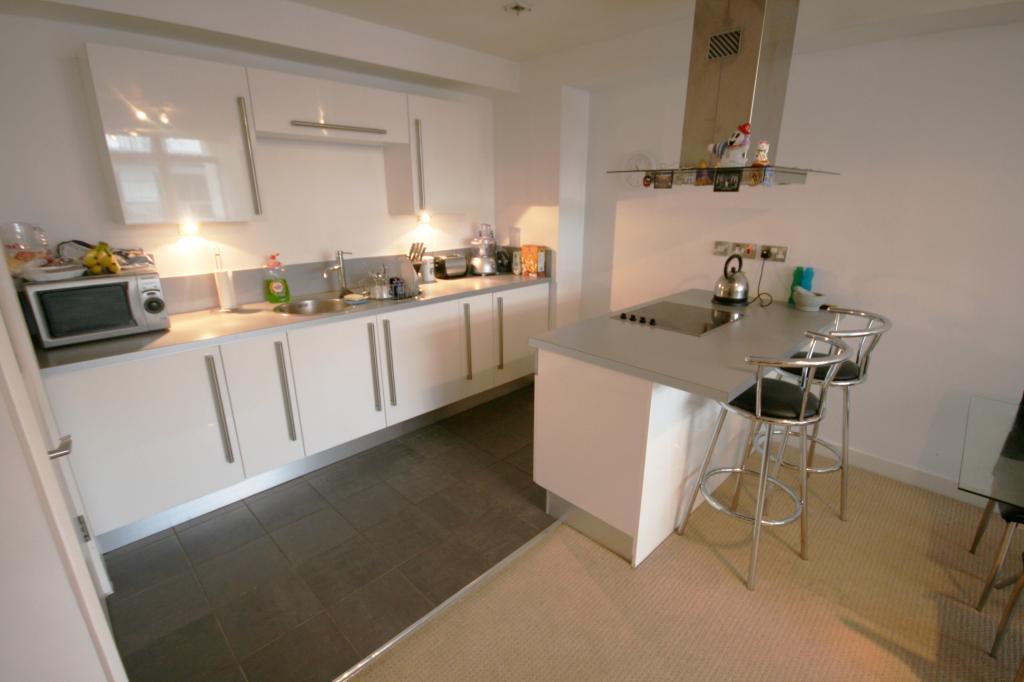 Design House, High Street Manchester M4 2 bed apartment - £1,050 pcm (£ ...
